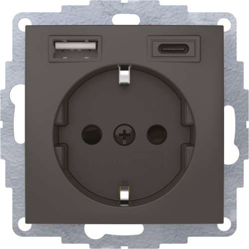 Berker Sockets – Design & Quality Made in Germany